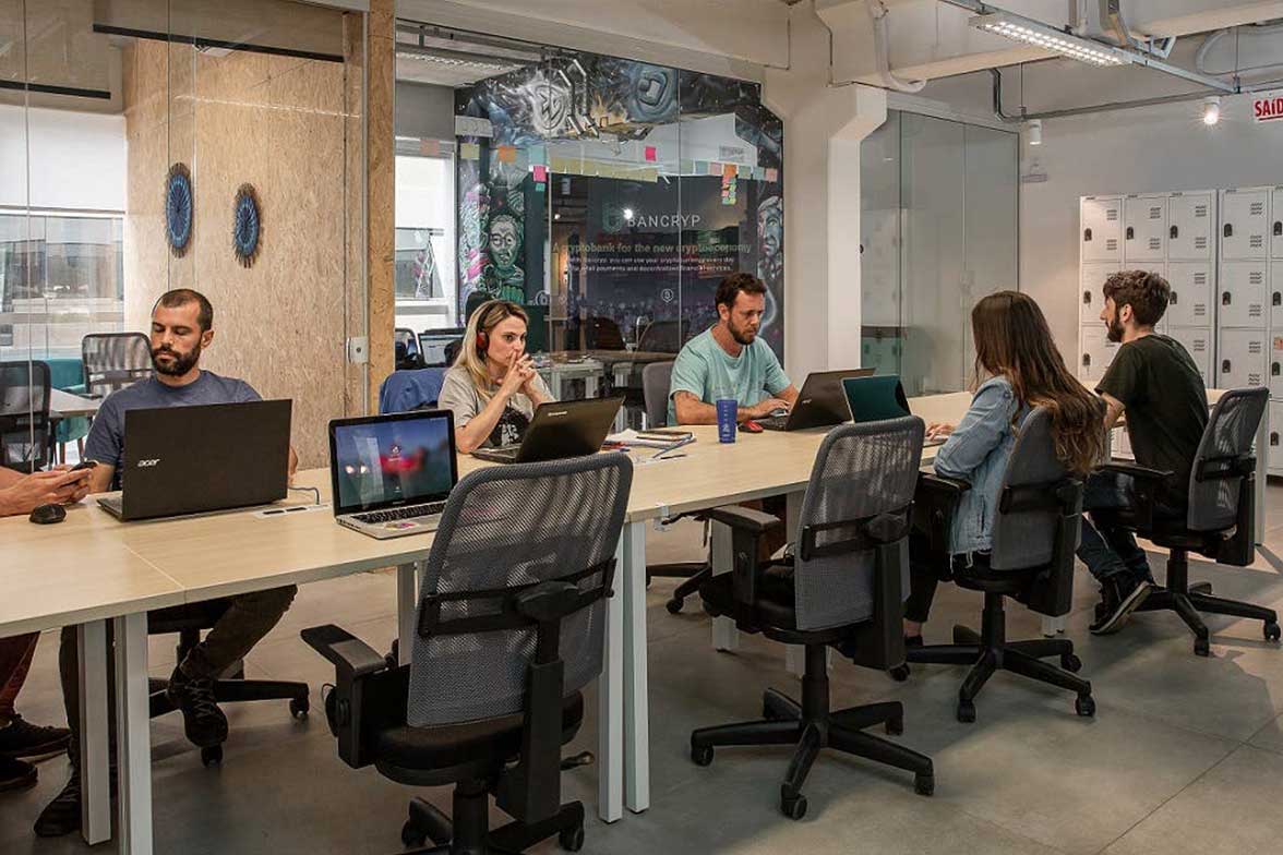 Como criar um plano de mídia social para o seu Coworking - Inbounder